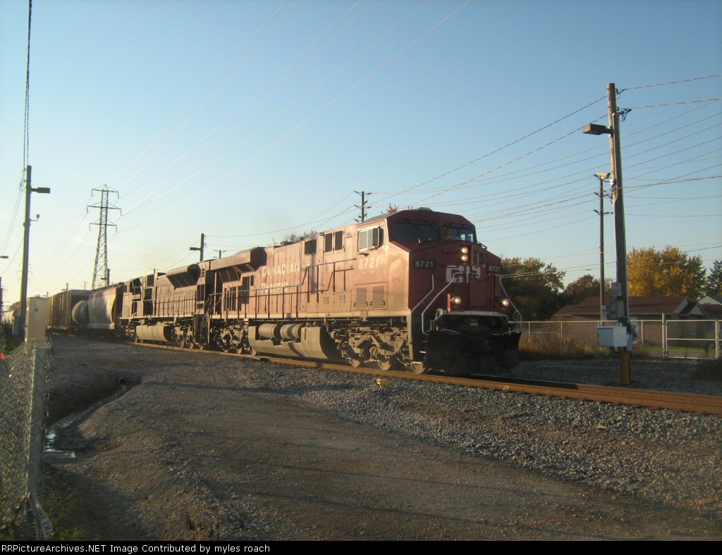 CP eastbound with a CEFX SD90.